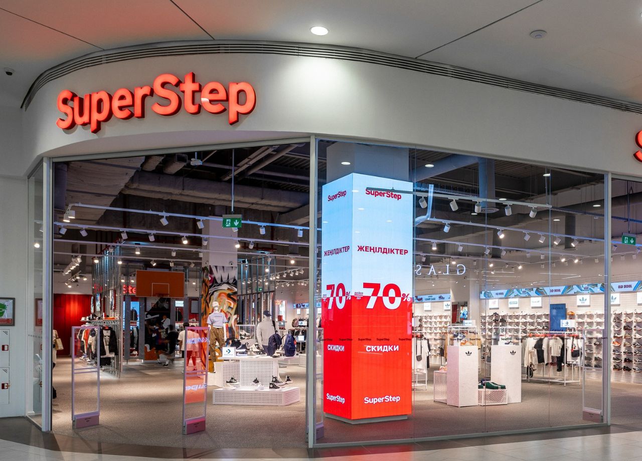 SuperStep — Aport Mall East